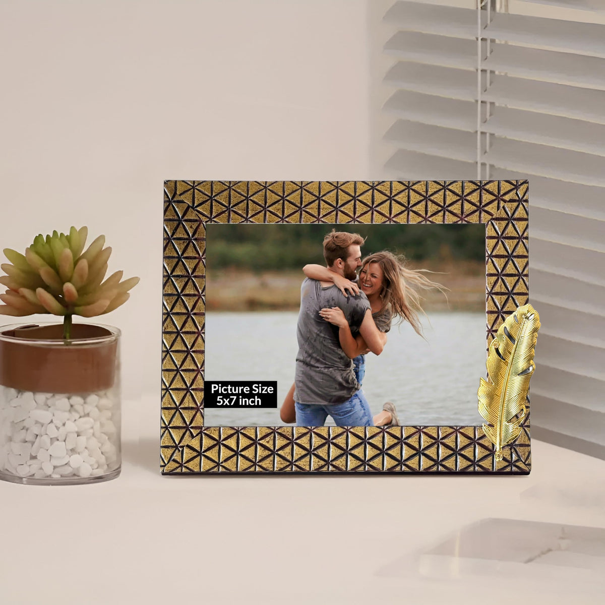 Photo Frame with Golden Metalic Leaf, Gold (5x7 Inch), Wooden Tabletop ...